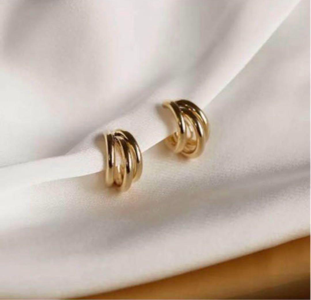 【値引交渉⭕️】イヤリング イエローゴールド S925 k18コーティング - メルカリ