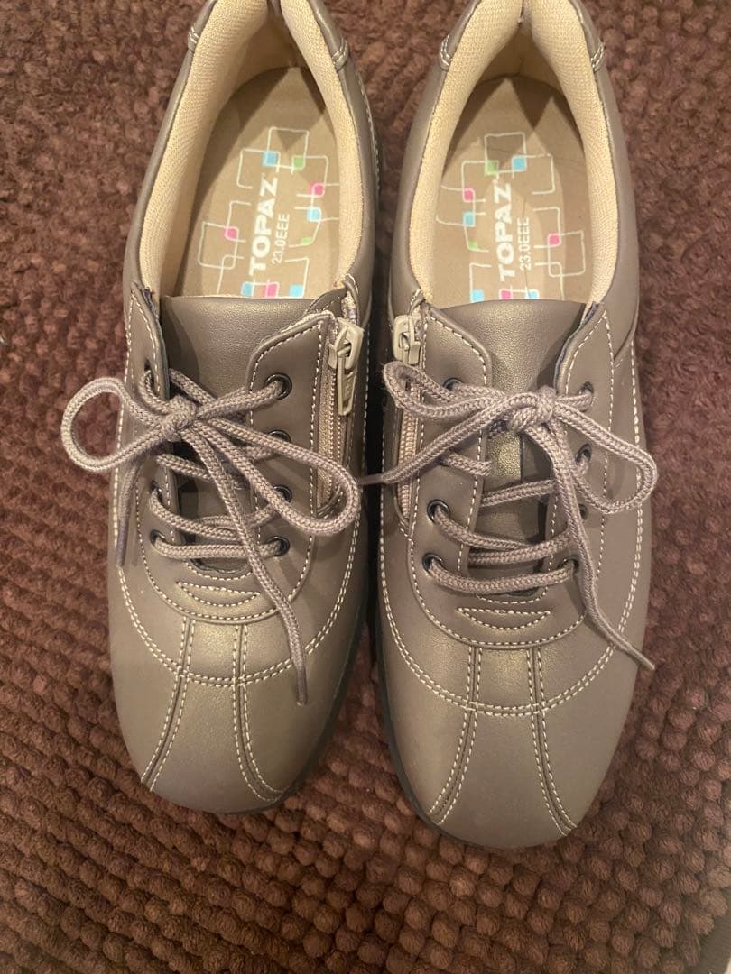 TOPAZ 23cm EEE ファスナー 軽量 ゆったり トパーズ by メルカリ