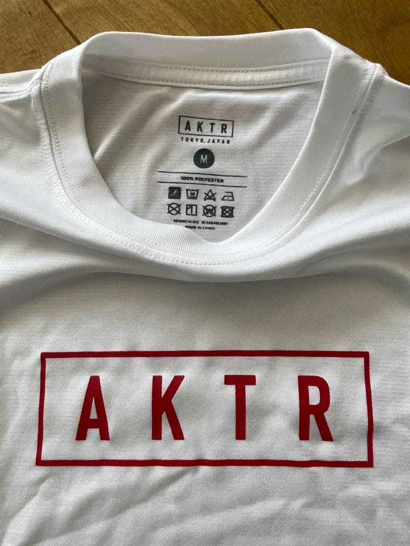 AKTR Tシャツ Mサイズ - メルカリ