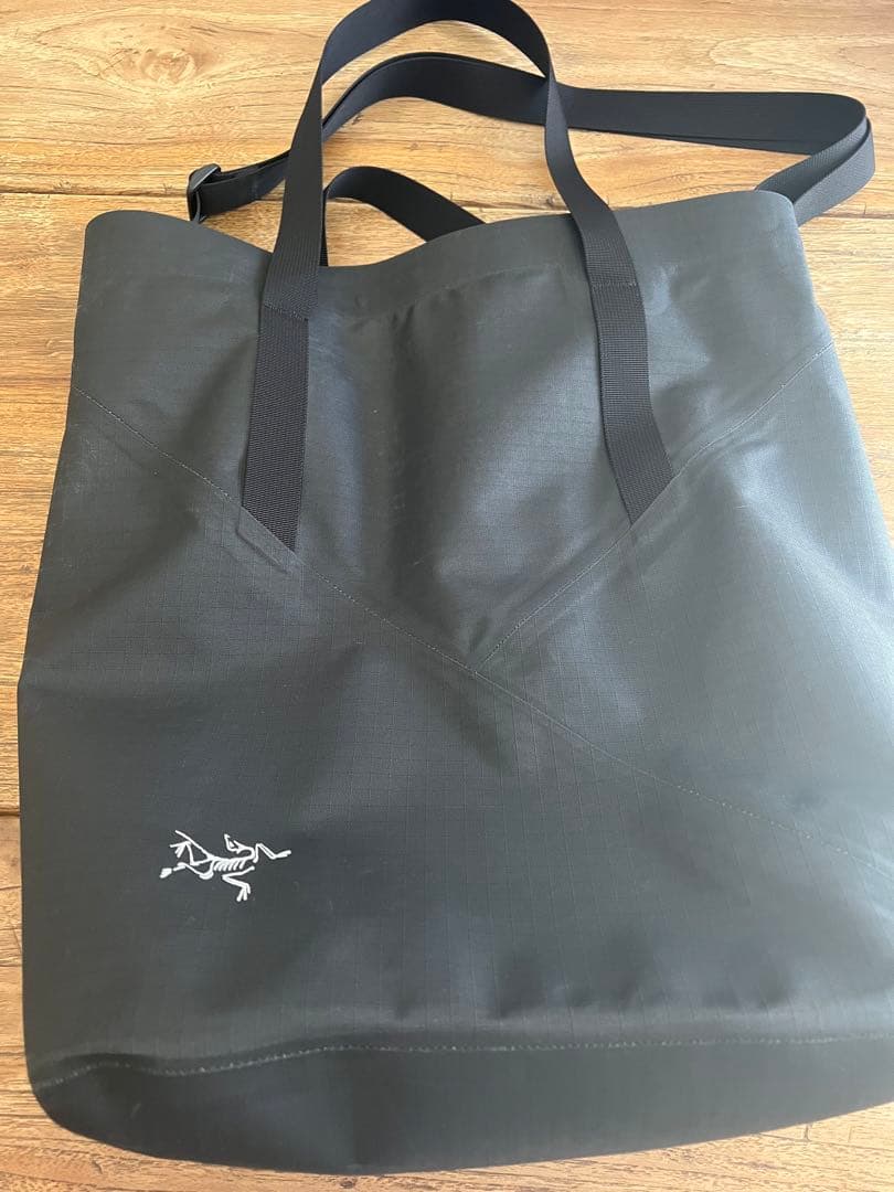 アークテリクス グランヴィルトート18 - メルカリ