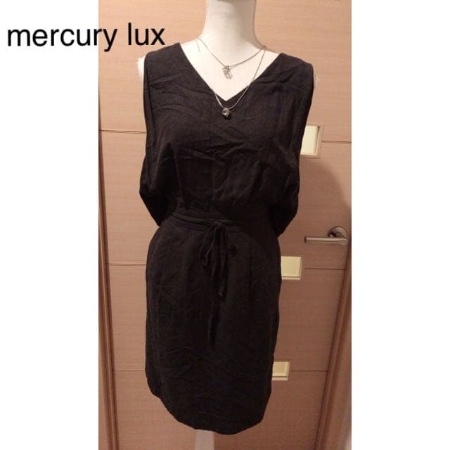 【中古】mercury lux 膝丈ワンピース マーキュリー - メルカリ