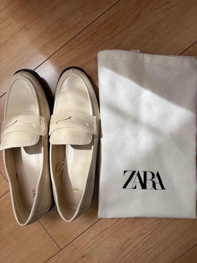 ZARA ザラ ローファー ベージュ37 24cm【ZARA袋付き】 - メルカリ