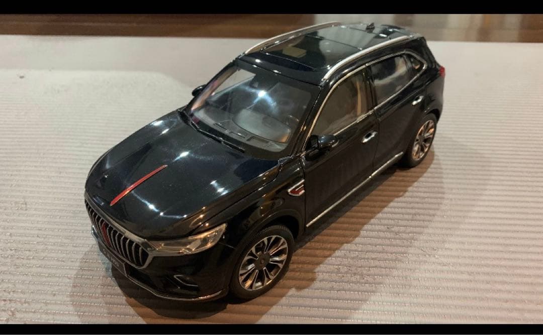 紅旗 HS5 1/18ミニカー 限定品 - メルカリ