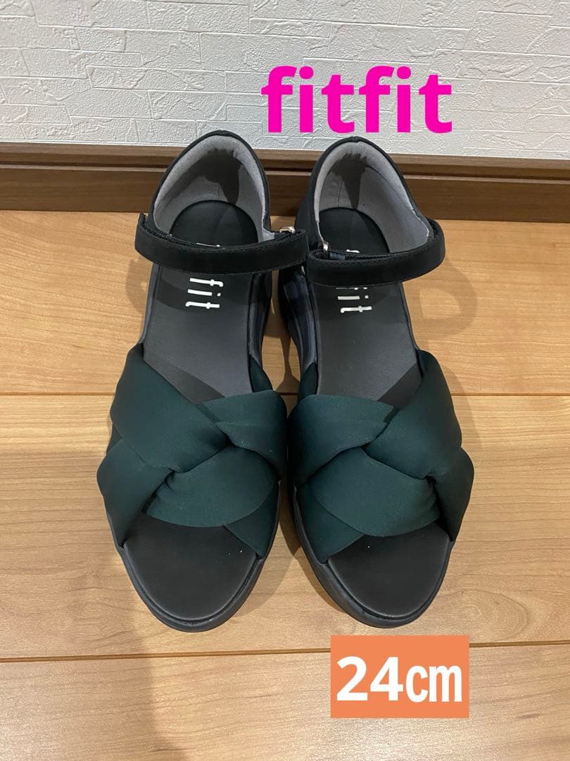 fitfitクッションツイストサンダル 24㎝ - メルカリ