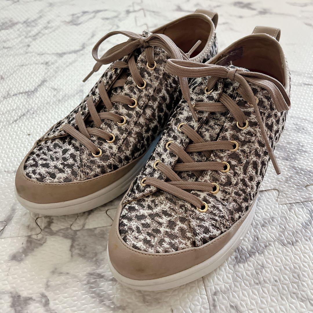 fitfit フィットフィット やわらかLITEスニーカーII 22.5cm - メルカリ