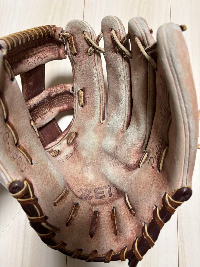 ZETT プロフェッショナルモデル 野球グローブ 右手用 - メルカリ