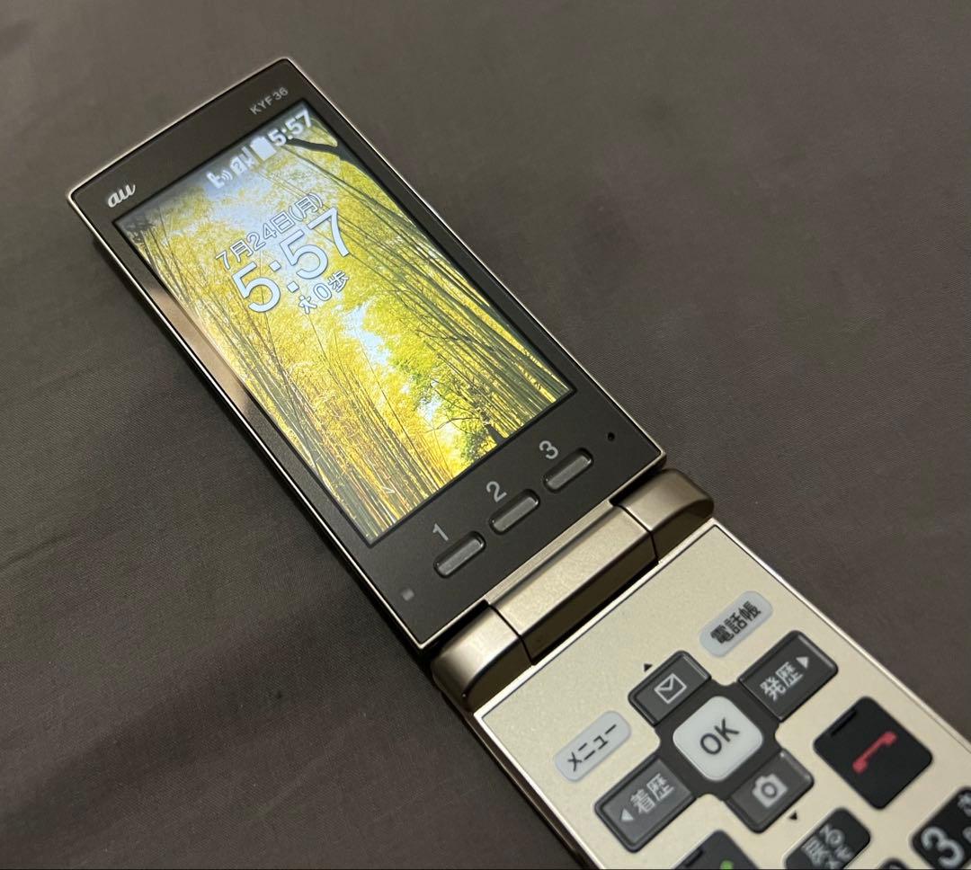 美品 au かんたんケータイ4G KYF36 ゴールド SIMロック解除済 - メルカリ