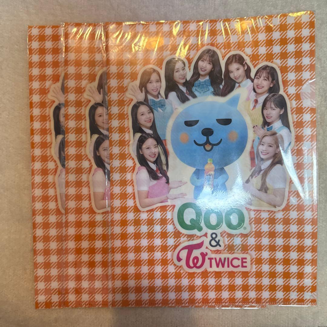 TWICE Qoo クリアファイル 3枚セット - メルカリ