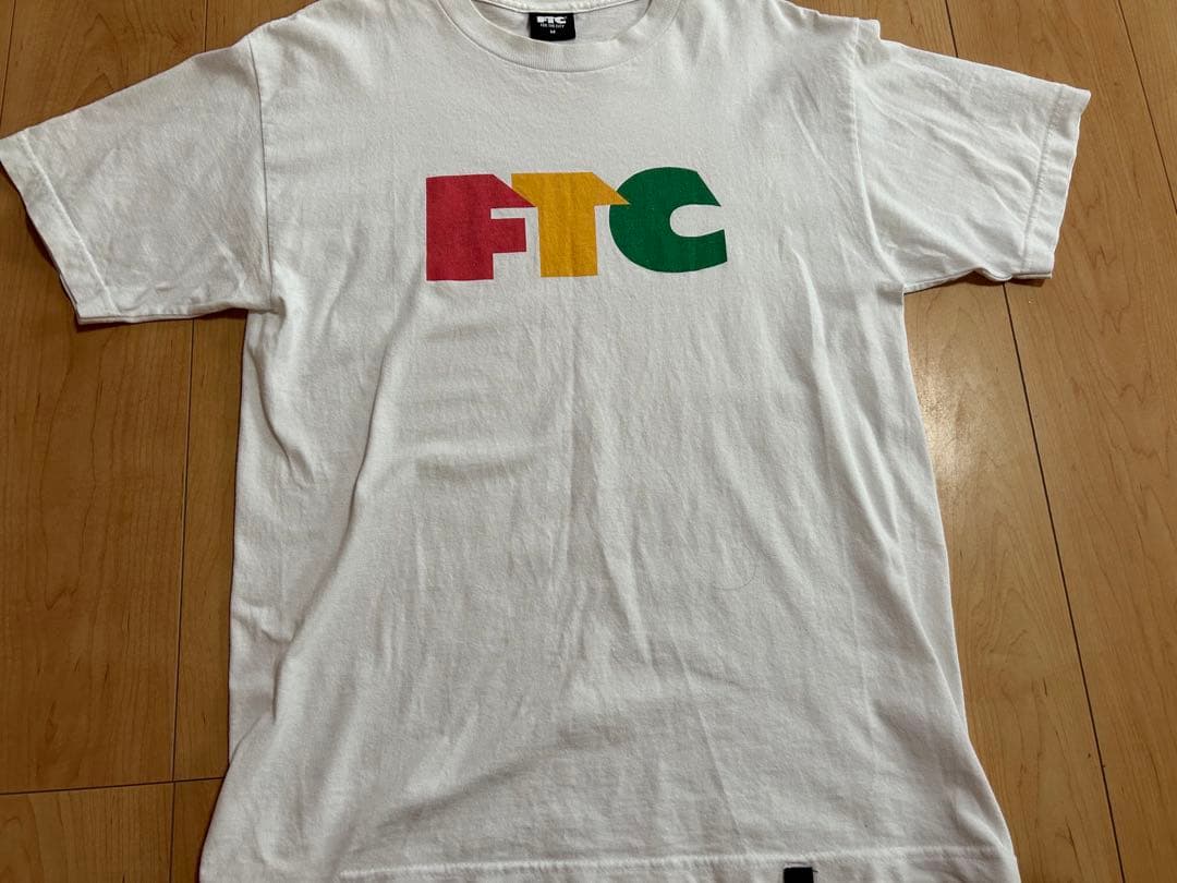 FTC Tシャツ by メルカリ