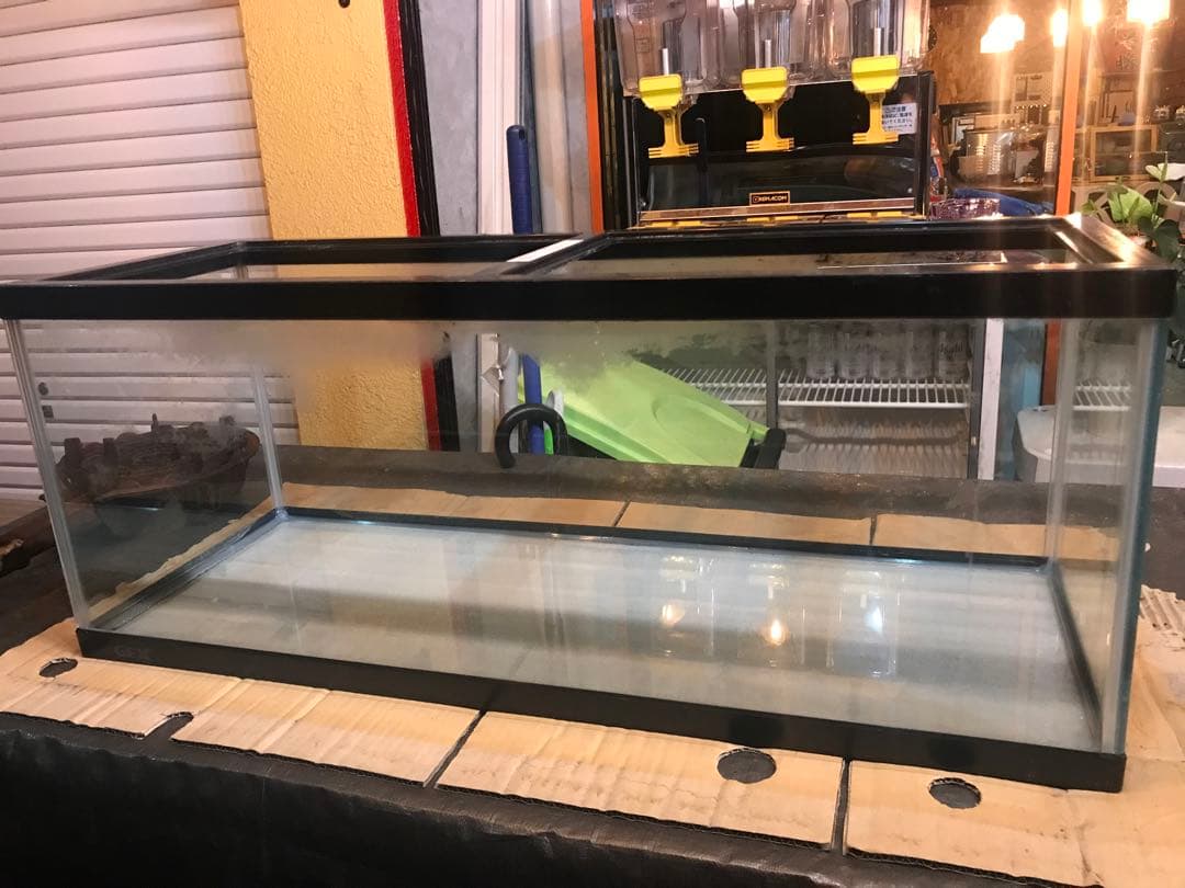 Gex 水槽 90 x 35.5 x 32.5 cm - メルカリ