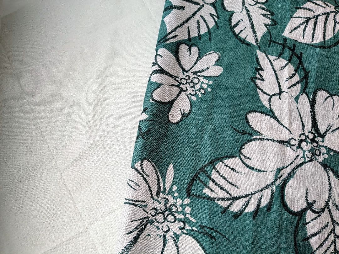 YUWA LIVE LIFE COLLECTION はぎれ布 2枚 by メルカリ