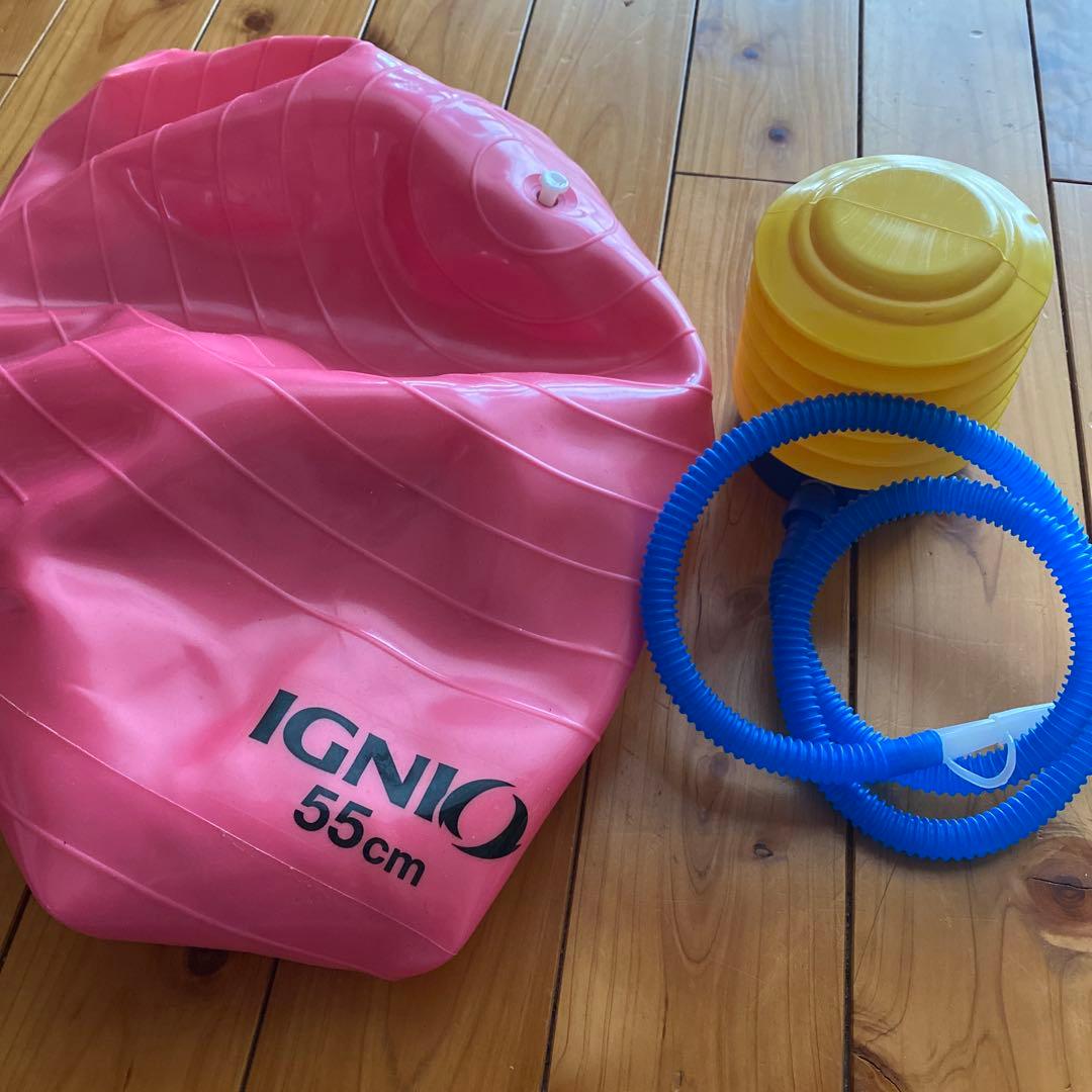 美品IGNIOバランスボール 55cm - メルカリ
