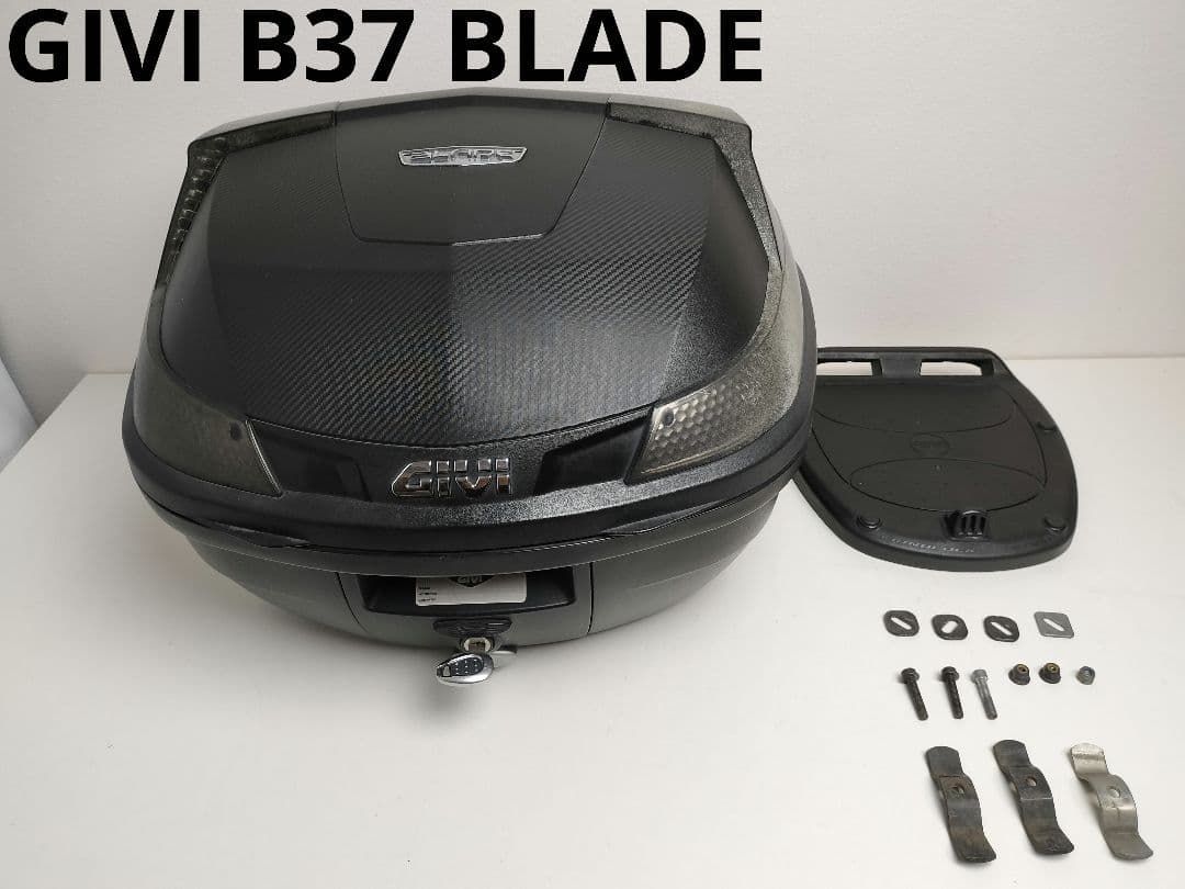 GIVI B37 NT BLADE TECH未塗装ブラック ジビ 37リッター by メルカリ