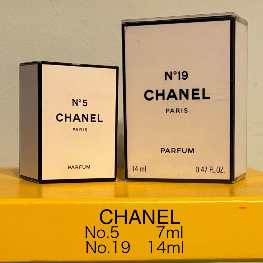 未使用新品 2種 シャネル 香水No.19 14ml / No.5 7ml - メルカリ