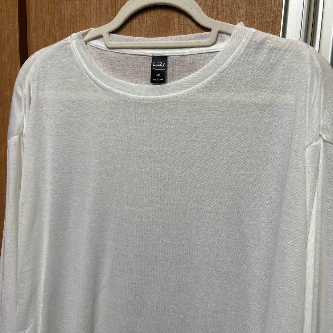 【新品未使用】Dazy ホワイト 長袖 Tシャツ Lサイ白 透け感あり 大きめ - メルカリ