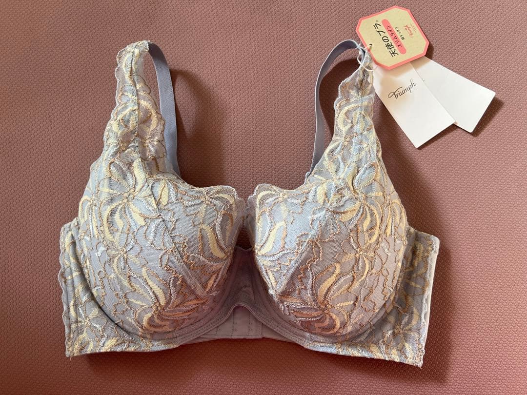 トリンプ 天使のブラ スリムライン ブラレットデザインTR582ブルーC75 by メルカリ