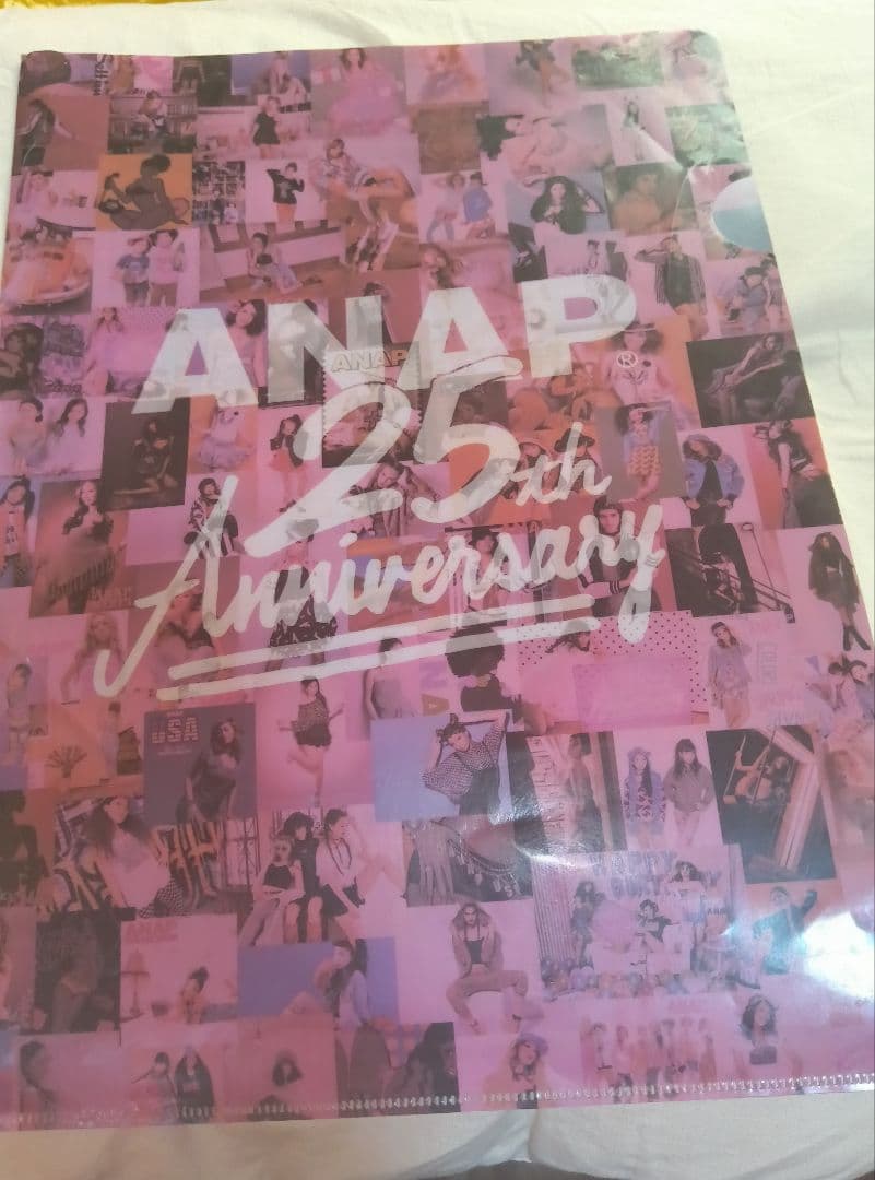 ANAP 25周年記念クリアファイル - メルカリ
