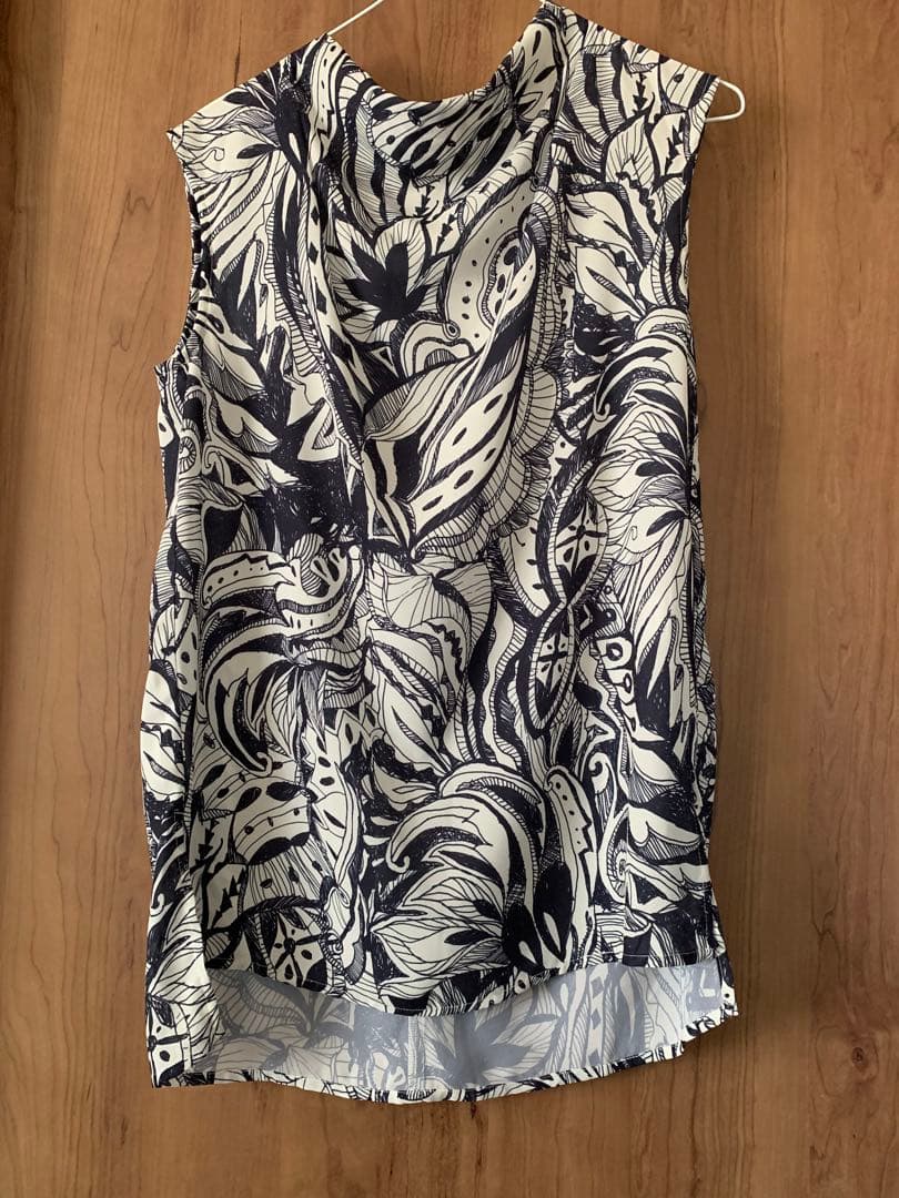 COMSA CA ISM ドレープ ブラウス by メルカリ