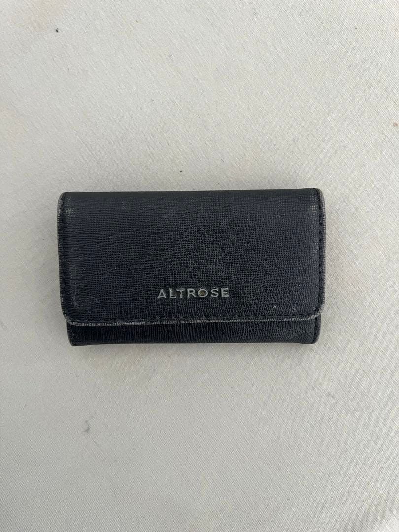 ALTROSE ブラック キーケース - メルカリ