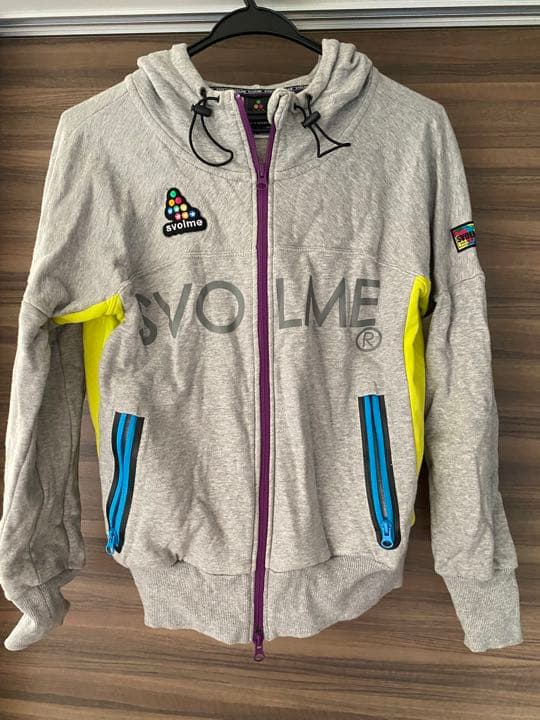 スボルメ svolme パーカー XS - メルカリ