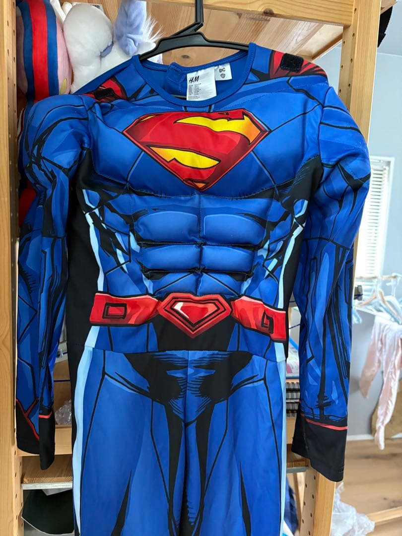 H&M スーパーマン コスチューム 6-8Y マント付き - メルカリ