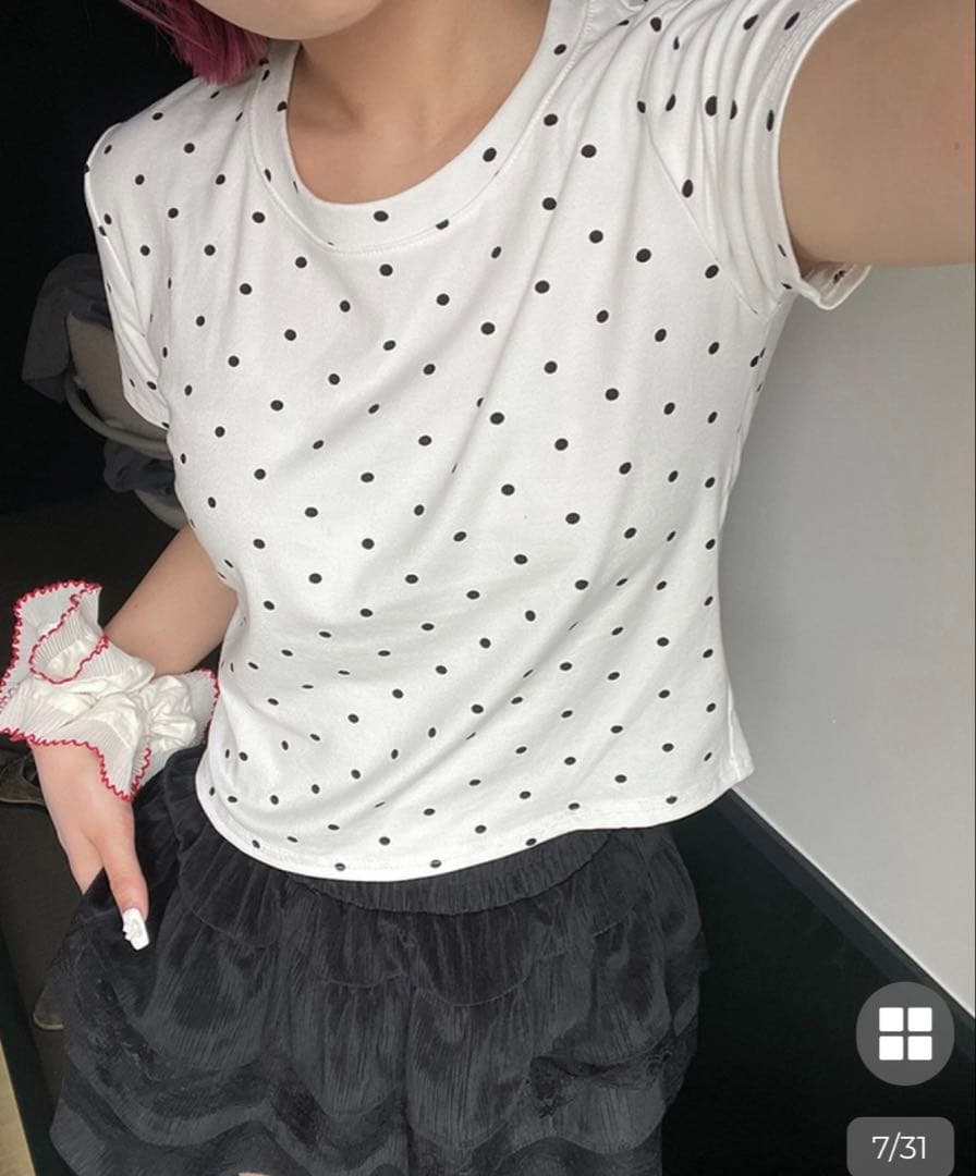 nugu haku ドット クロップドTシャツ - メルカリ