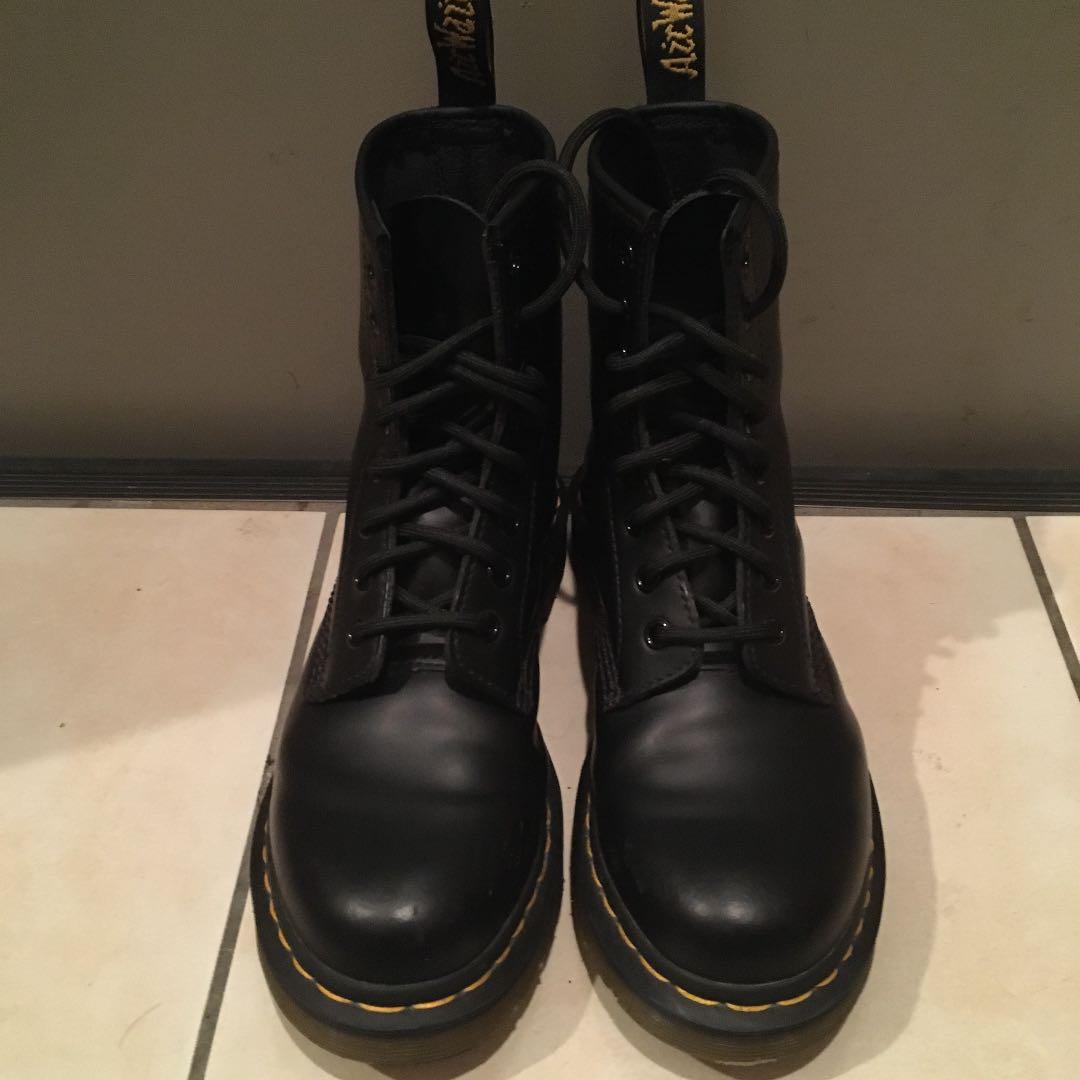 ドクターマーチン ブラック 8ホール UK4 1460 - メルカリ