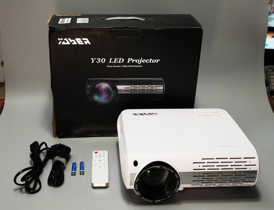 YABER ヤバー Y30 プロジェクター‼️ほぼ未使用‼️ by メルカリ