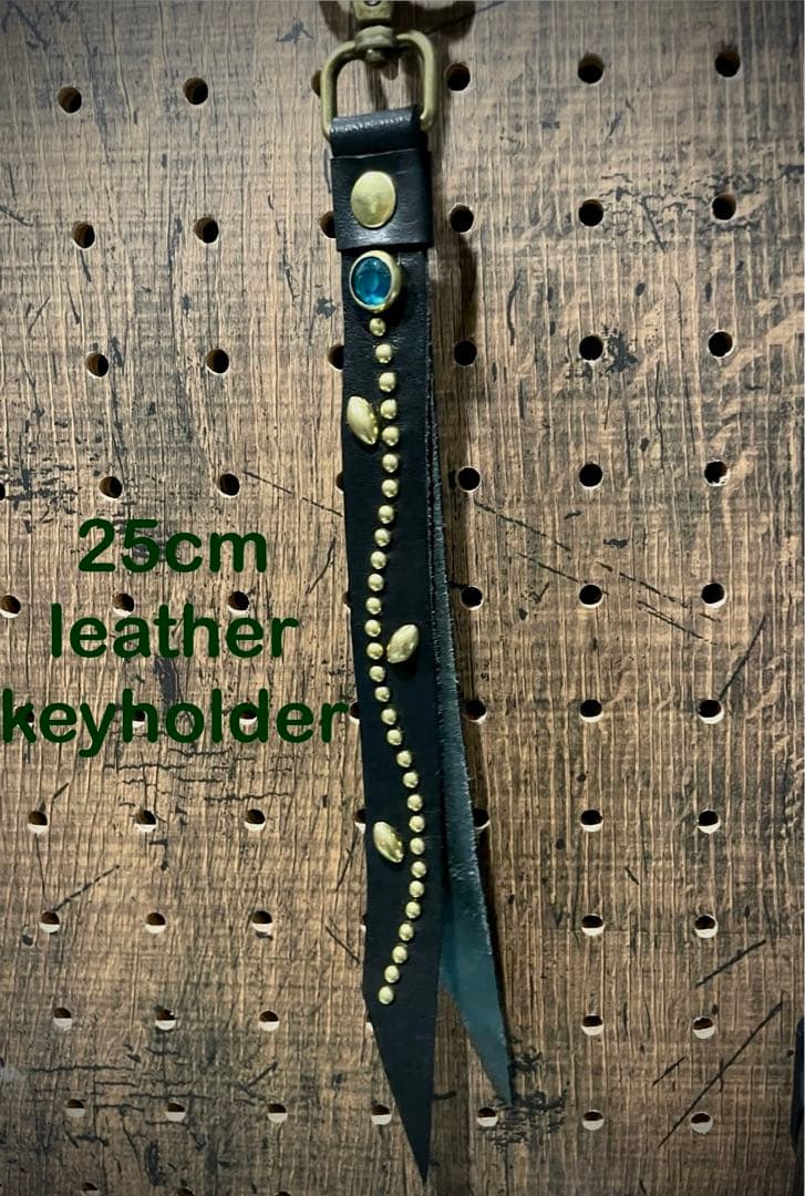 25cm フラワースタッズ グリーン レザーキーホルダー CALEE等好きな方 - メルカリ