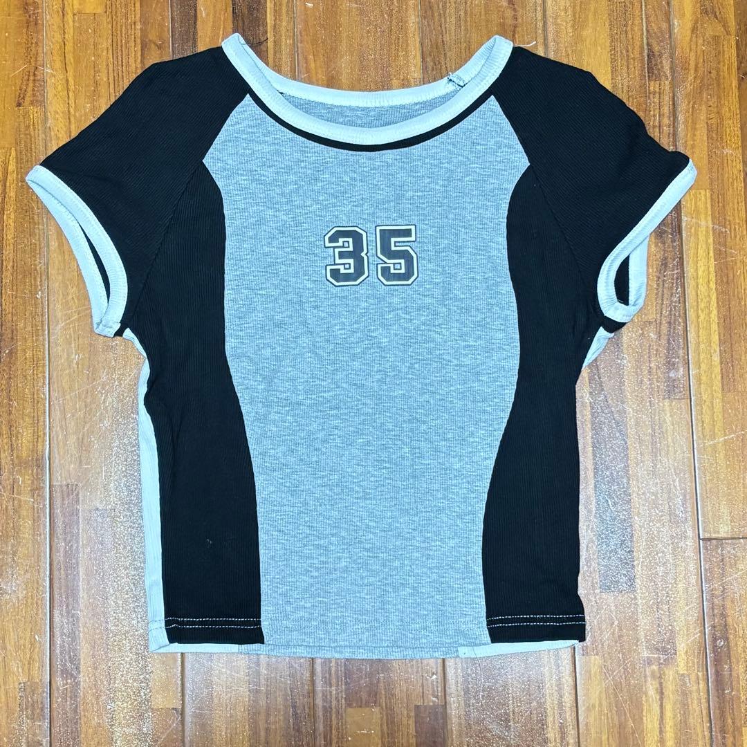 Dazy SHINE レディース グレー・黒 半袖Tシャツ スリムフィット - メルカリ