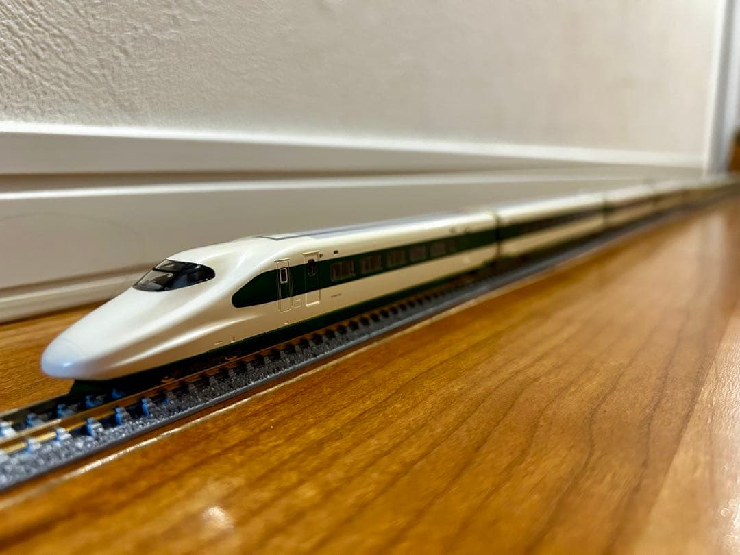 TOMIX E2系東北・上越新幹線（J66編成・200系カラー）10両セット - メルカリ